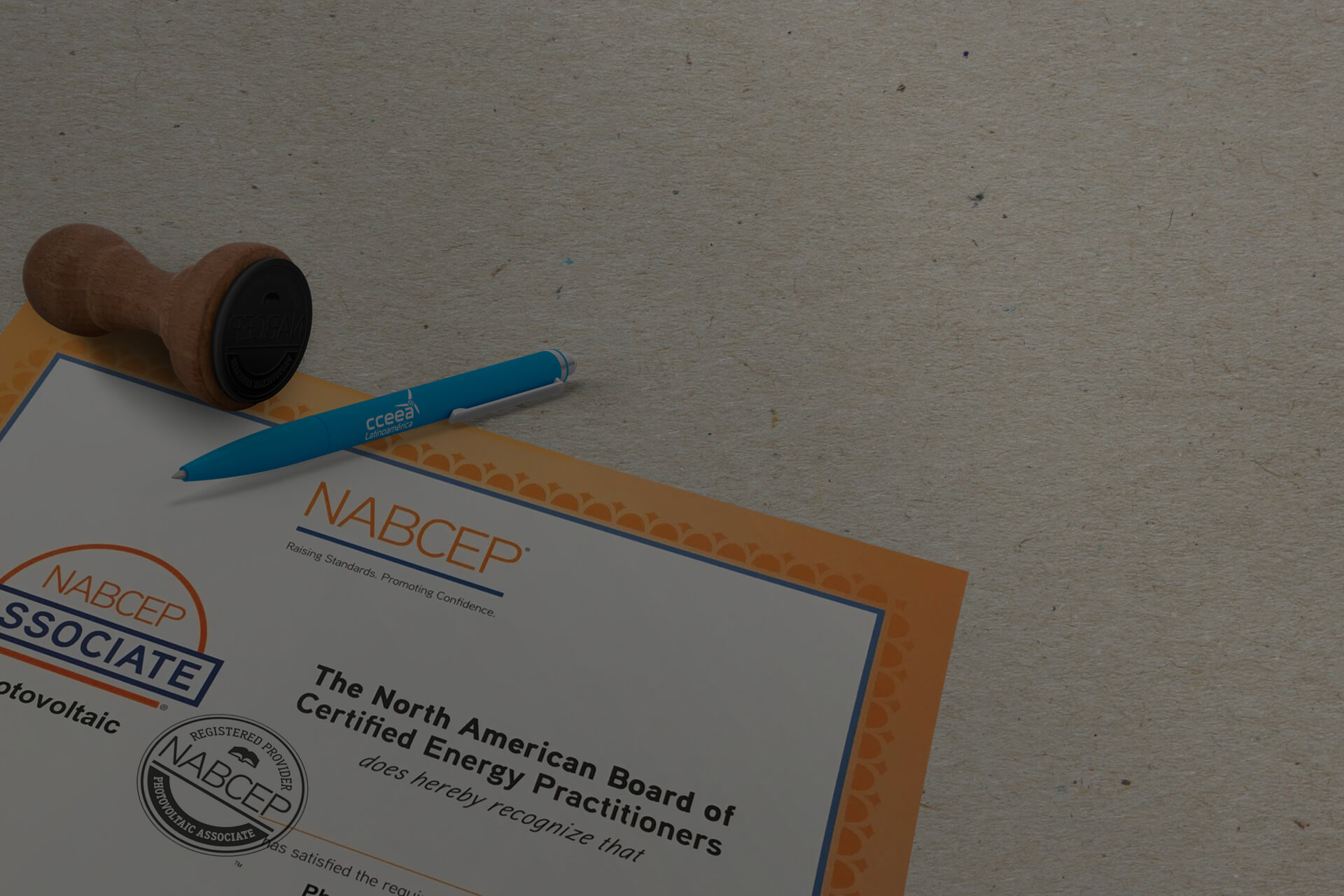 Programa de Asociados de NABCEP - CCEEA